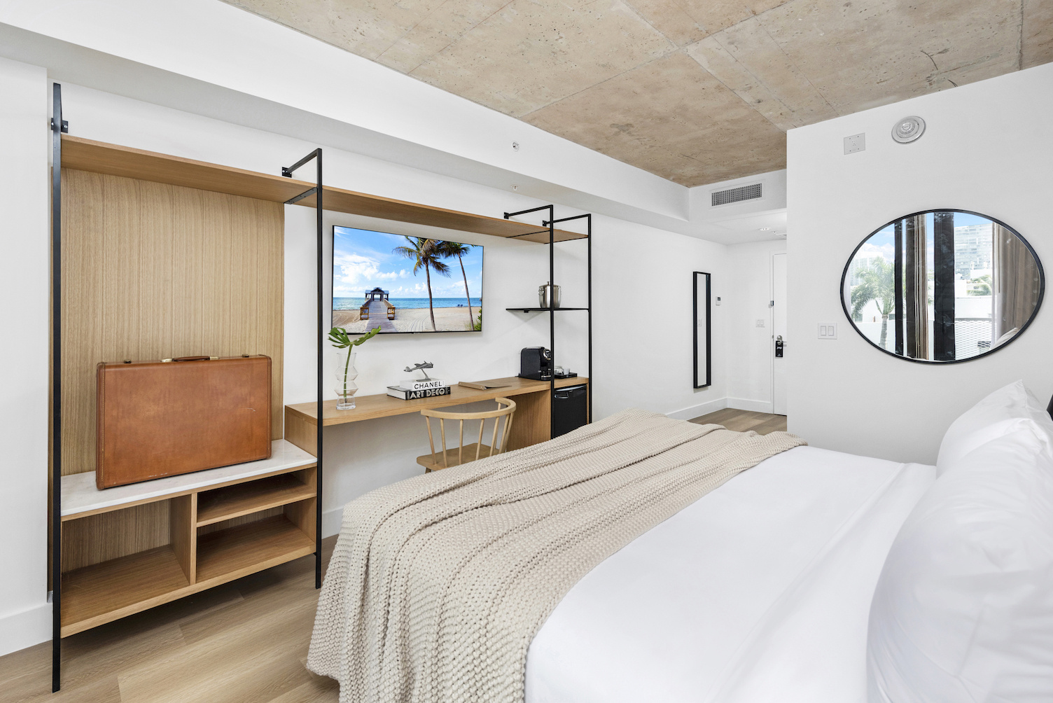 Rooms & Suites | Upsun Hotel